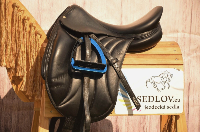 Drezurní sedlo Devoucoux Milady - 17,5"/2 :: Sedlov